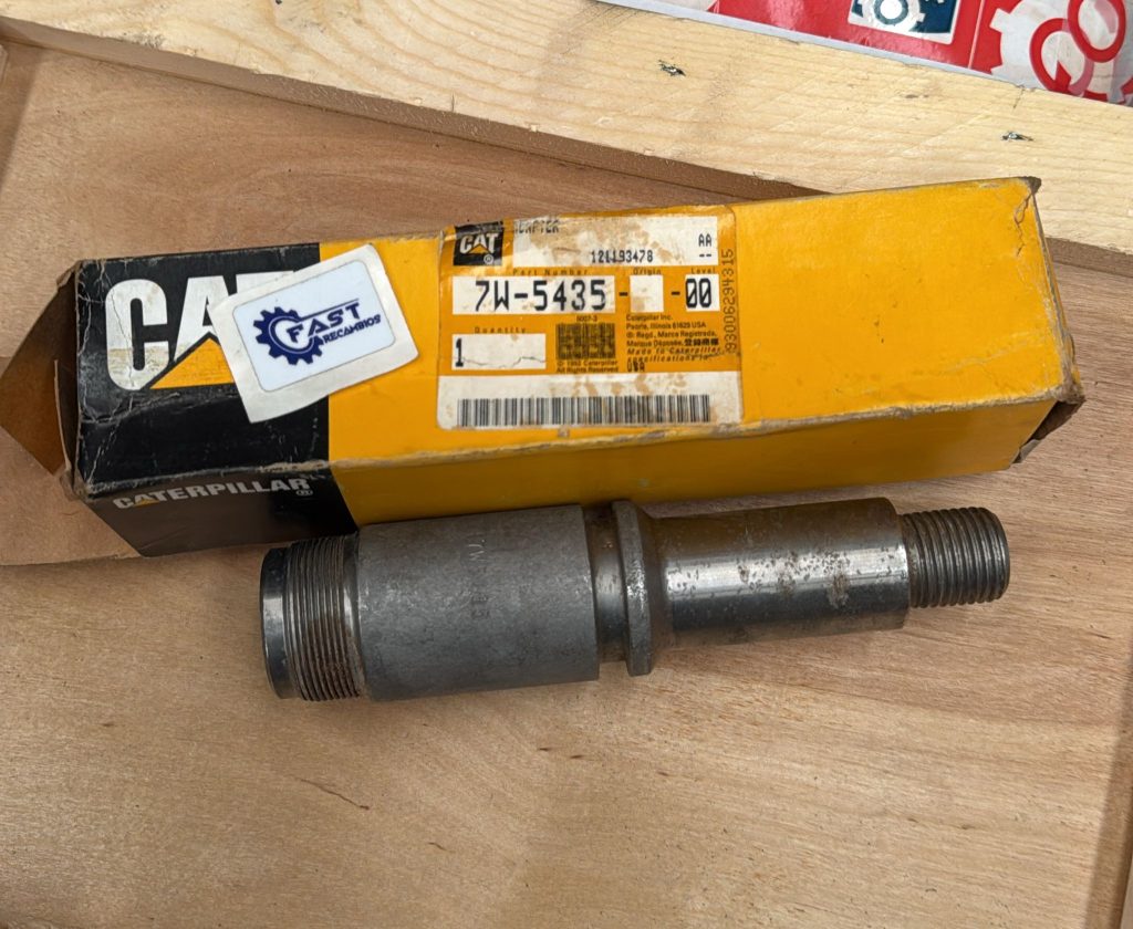 Caterpillar 7W-5435 40mm Cylinder Head Fuel Nozzle Adapter - Fast Recambios